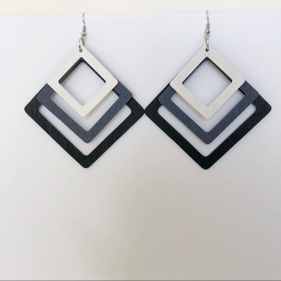 Jewelry | Layered Diamond Shaped Earrings | Poshmark